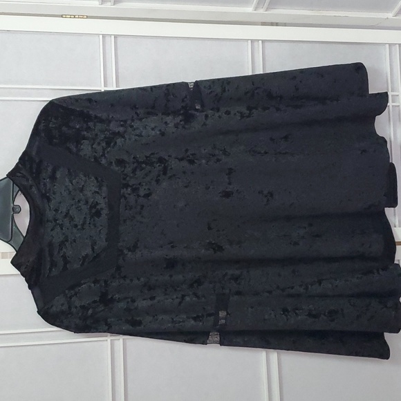 entro | Tops | Entro Womens Valour Top | Poshmark